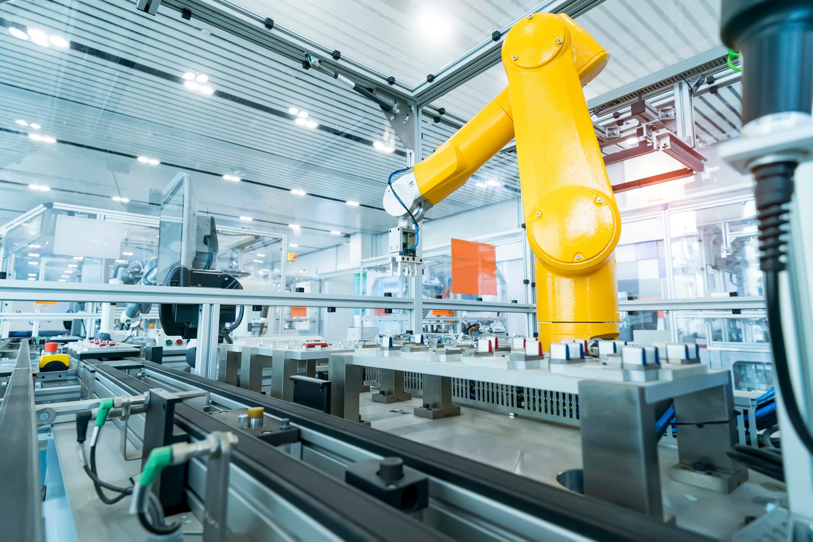 The Next Level of Intelligent and Self-Optimizing Factories - Smart ...